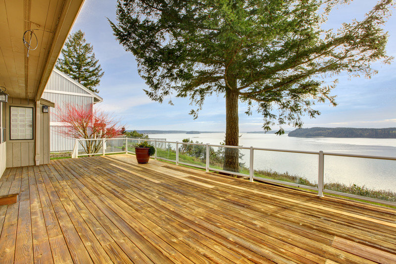 Keep Your View with Glass Deck Panels Instead of Railings - One Day Glass